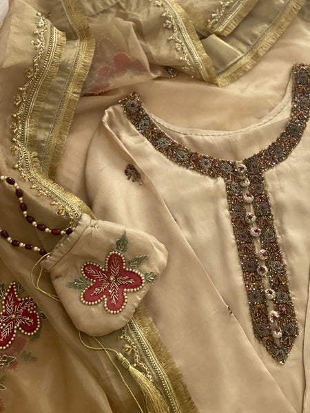 **Made To Measure** Maria Sajjad inspired – zkfashion-store